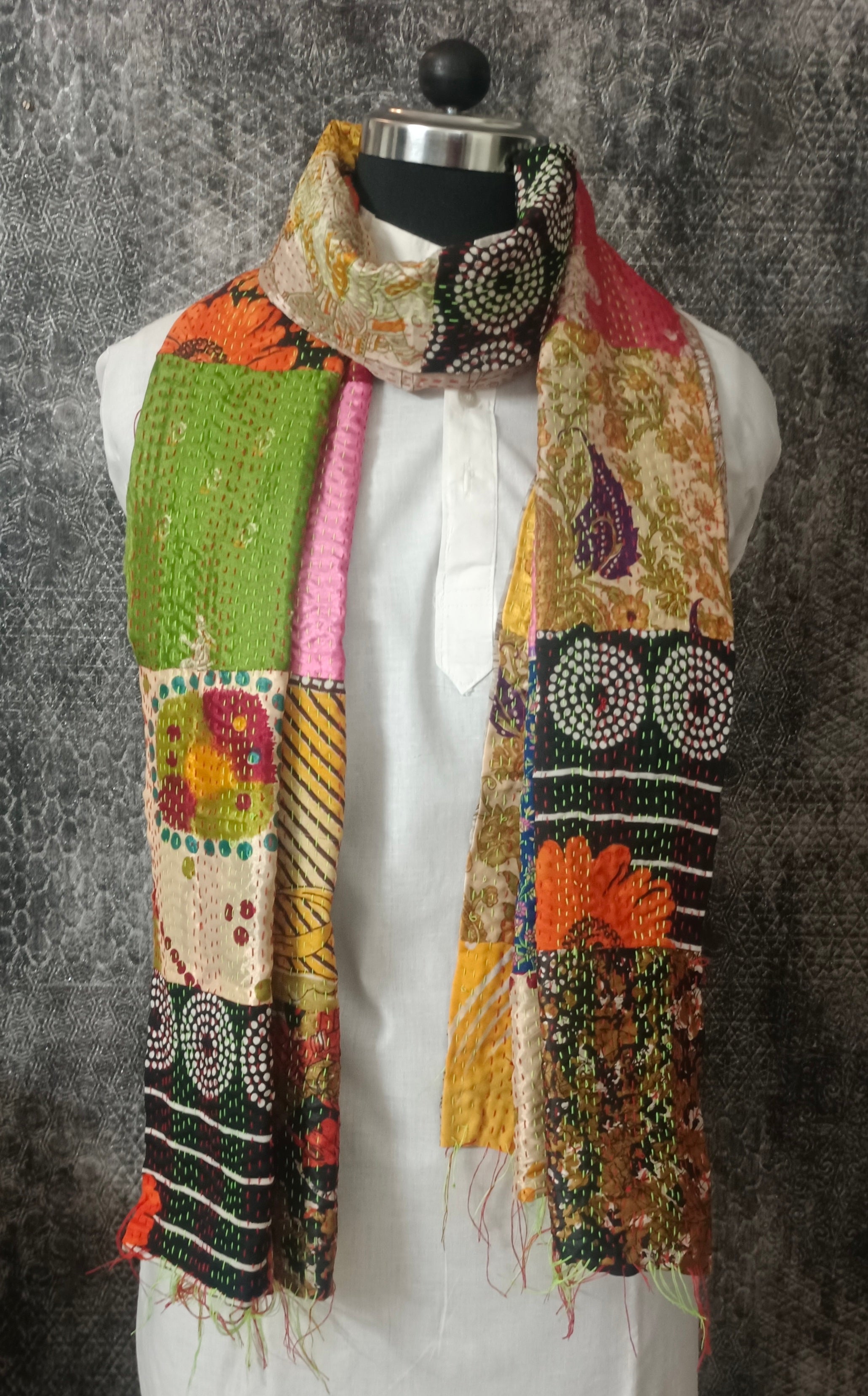 Reversible urban patch stole – Blocks & Threads